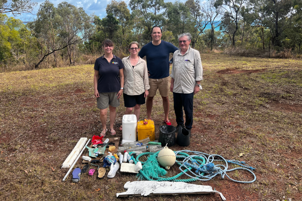 Rolling up sleeves to keep Avoid Island clean - Queensland Trust For Nature